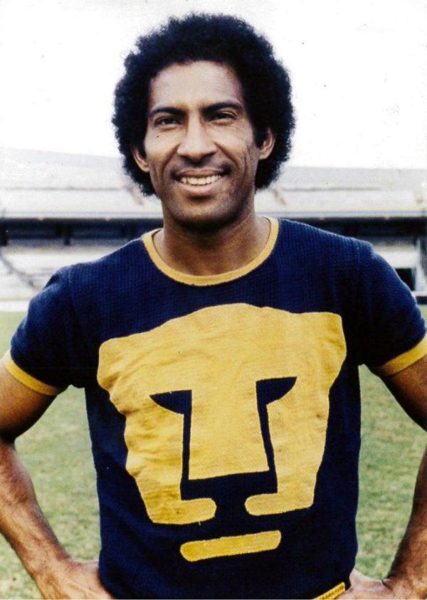 Tres Históricos de Pumas - Apuntes de Rabona